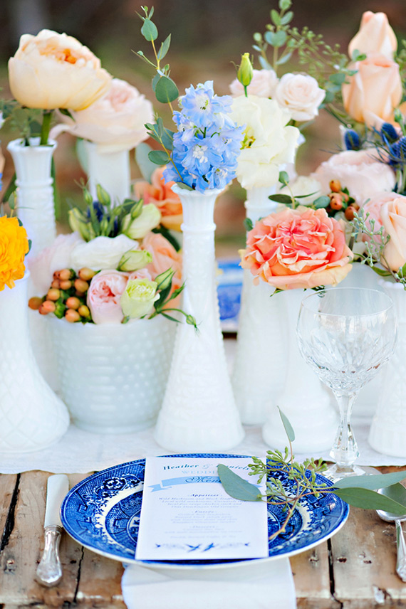Cobalt blue wedding inspiration | fall wedding ideas | 100 Layer Cake