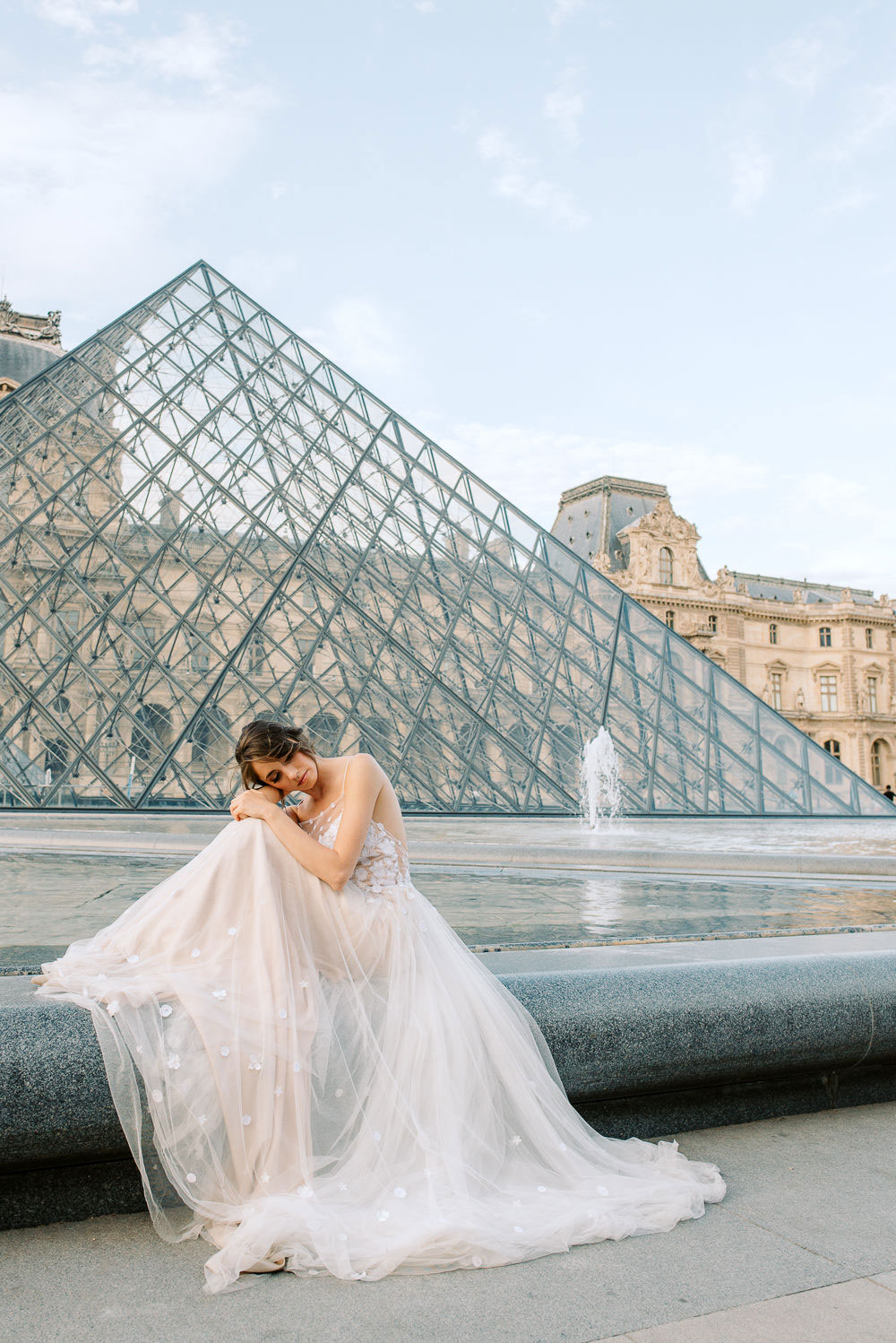 3 effortless French bridal hairstyles - 100 Layer Cake