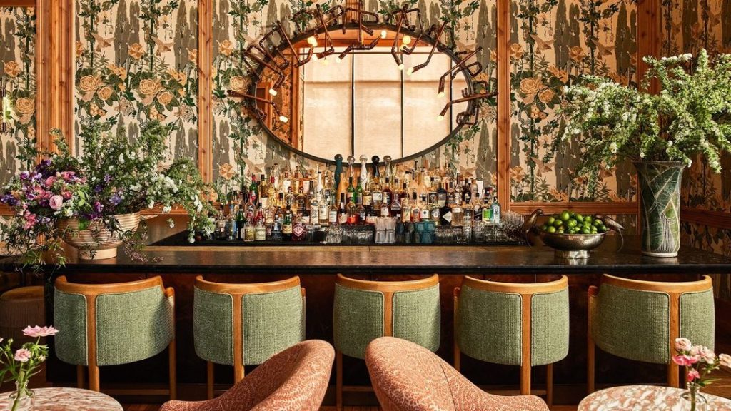 Mini Moon Ideas - Where To Stay For Your Mini Moon