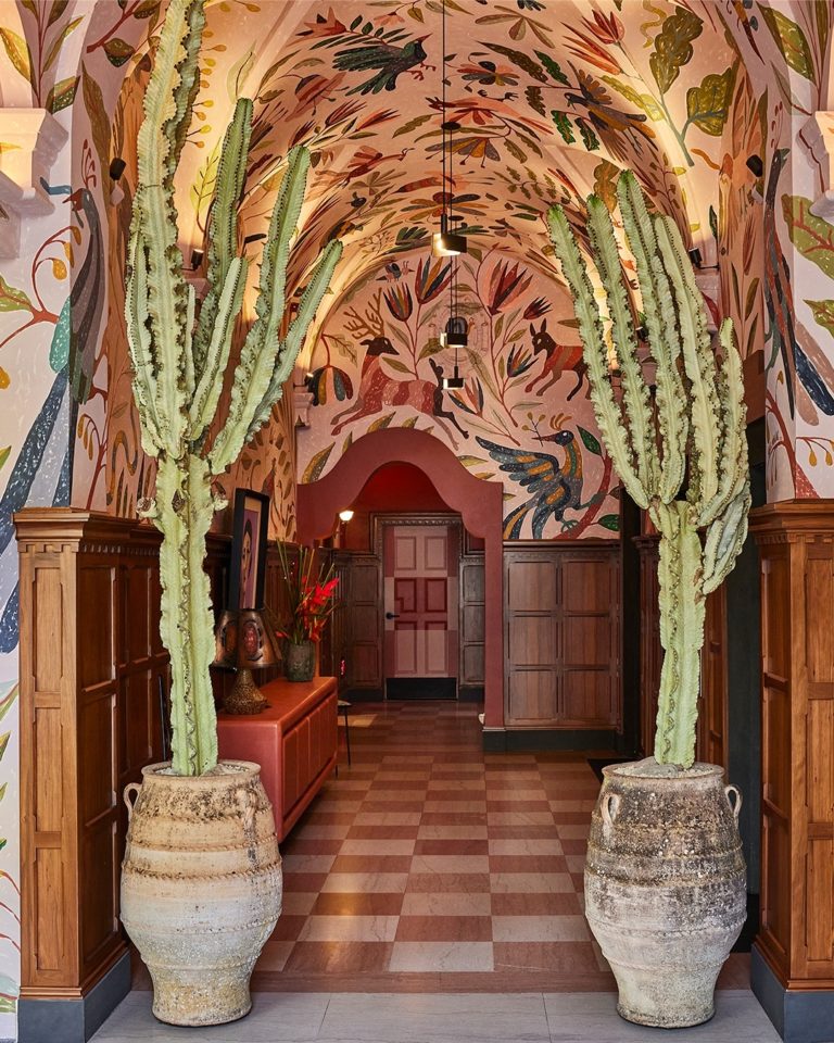 Mini Moon Ideas - Where To Stay For Your Mini Moon